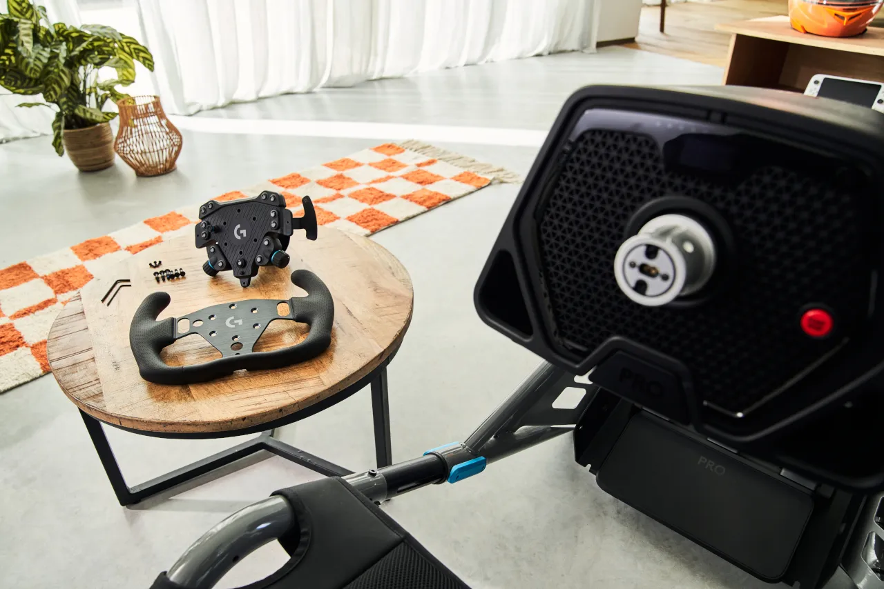 Logitech G presenta la Racing Series y sus nuevos aros - simRacer.es