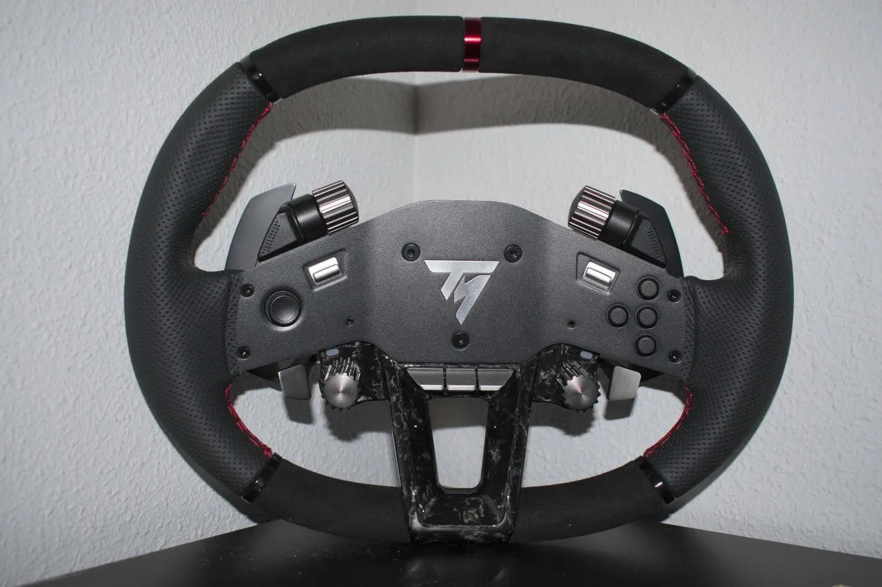 Análisis del volante Thrustmaster Hypercar Wheel Add-On - simRacer.es